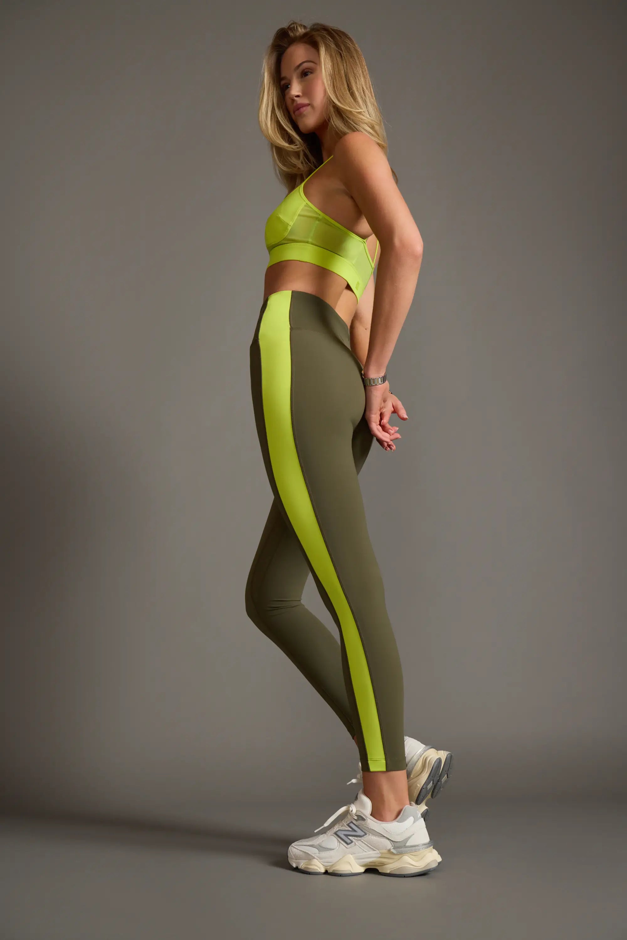 Sculpt Colour Blocked Legging - Ivy Green/Acid Lime | MPG Sport
