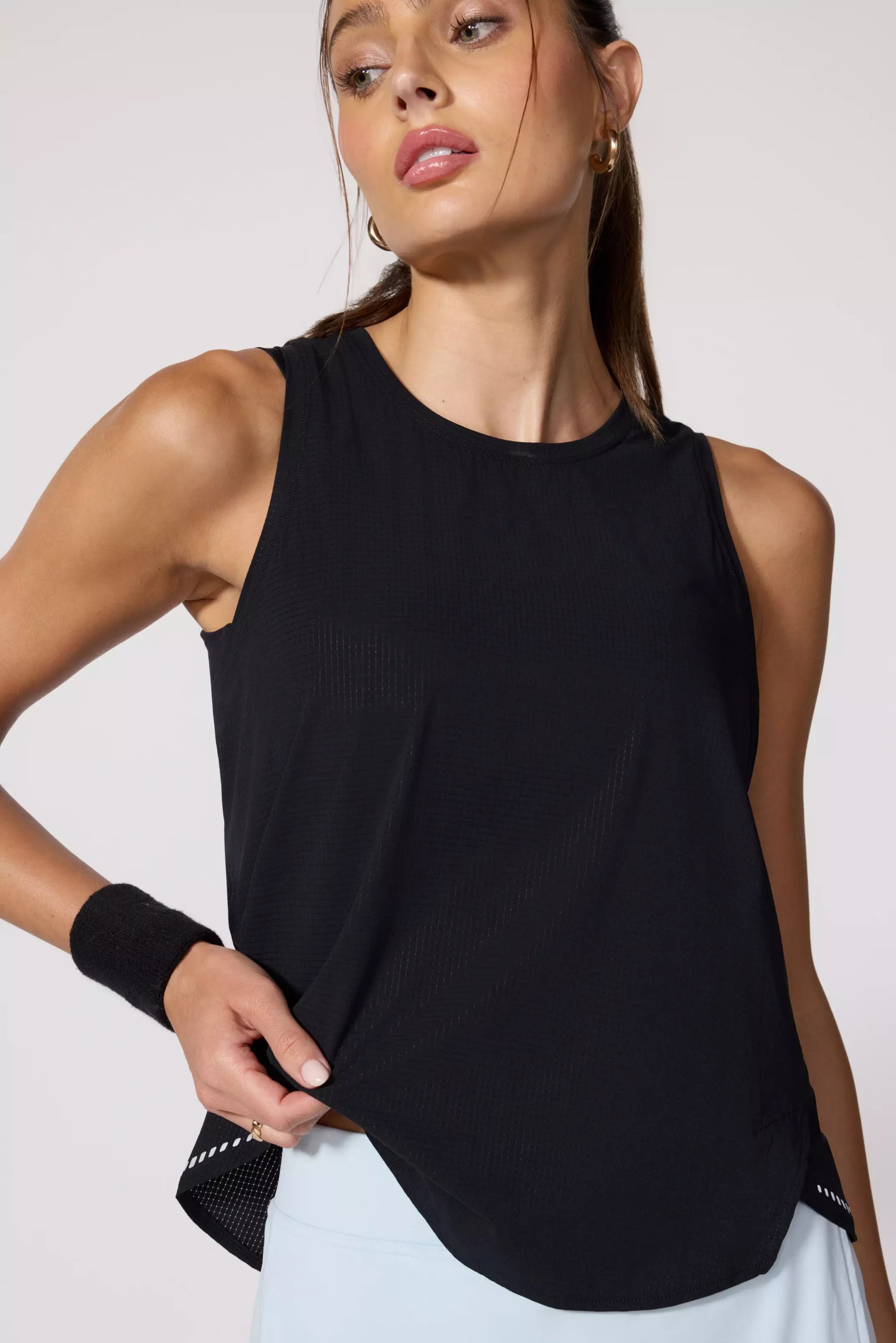 Aerate Tank - Black | MPG Sport