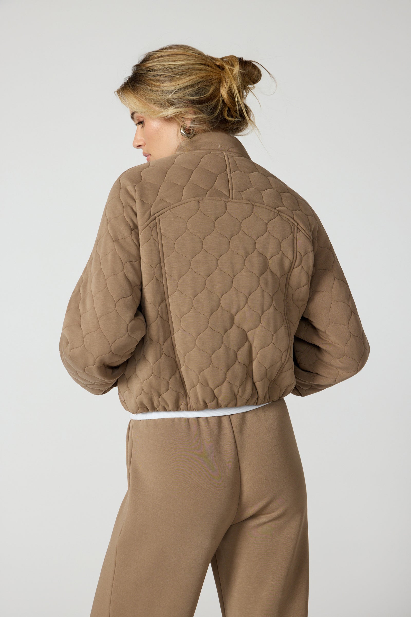 Dreamweave™ Quilted Jacket - Caribou | MPG Sport
